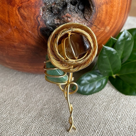 Jewelry | Gold Plated Wire Wrapped Stone Flower Brooch | Poshmark